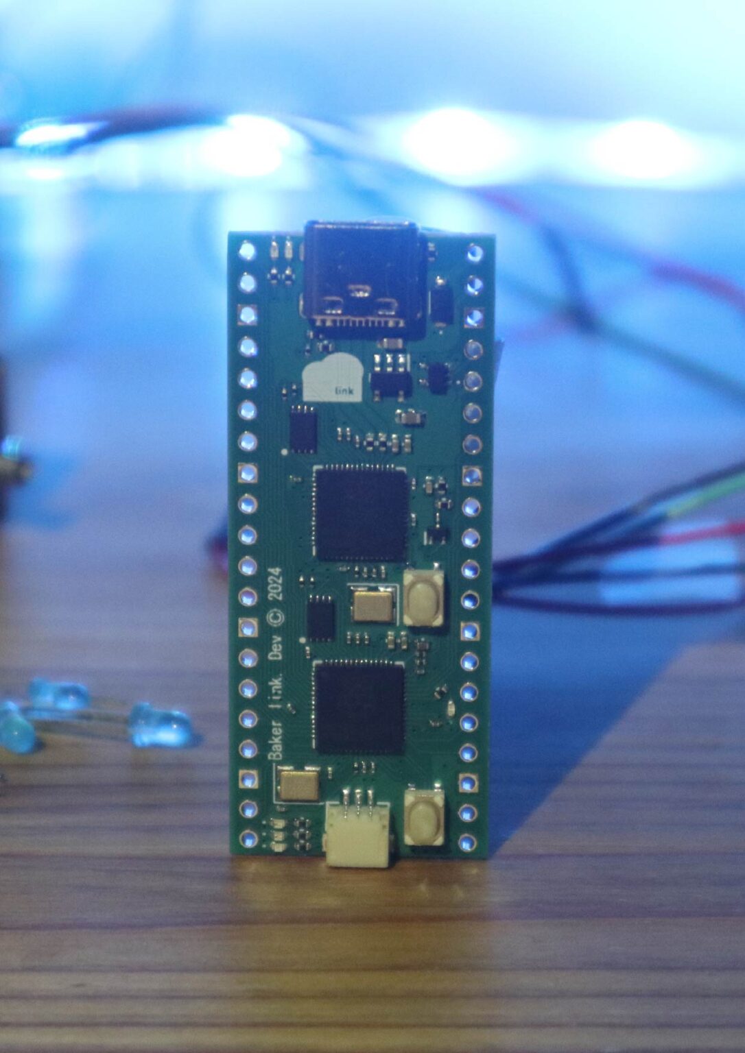 Baker link – [簡単]Rustの組込み開発ボード